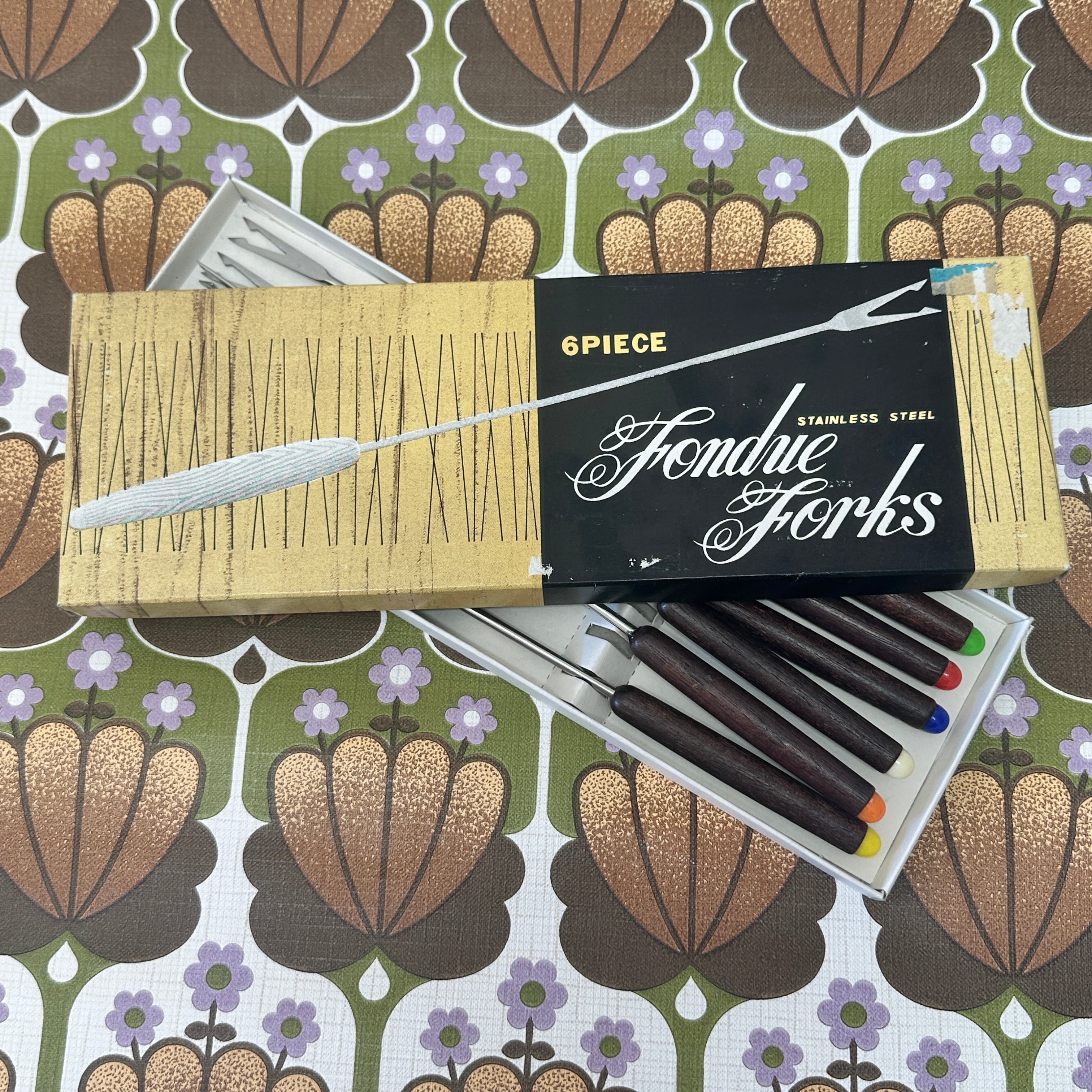 Boxed RETRO Fondue Set – Pink Peacock