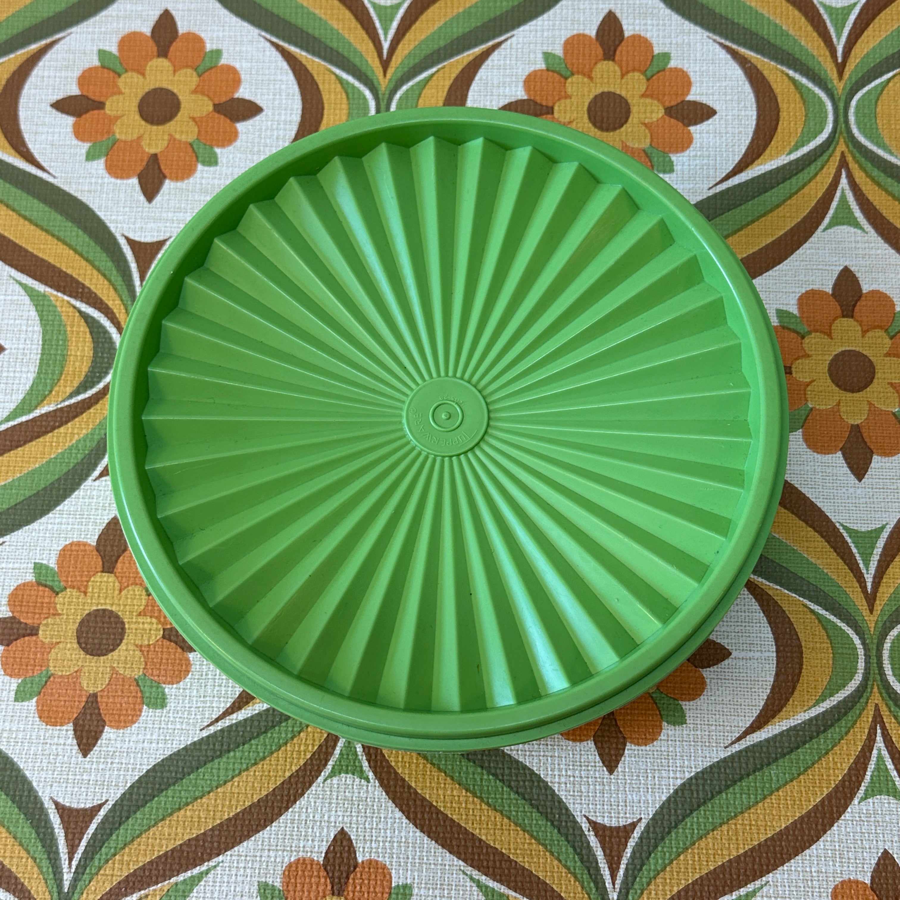 Large Green RETRO Tupperware – Pink Peacock