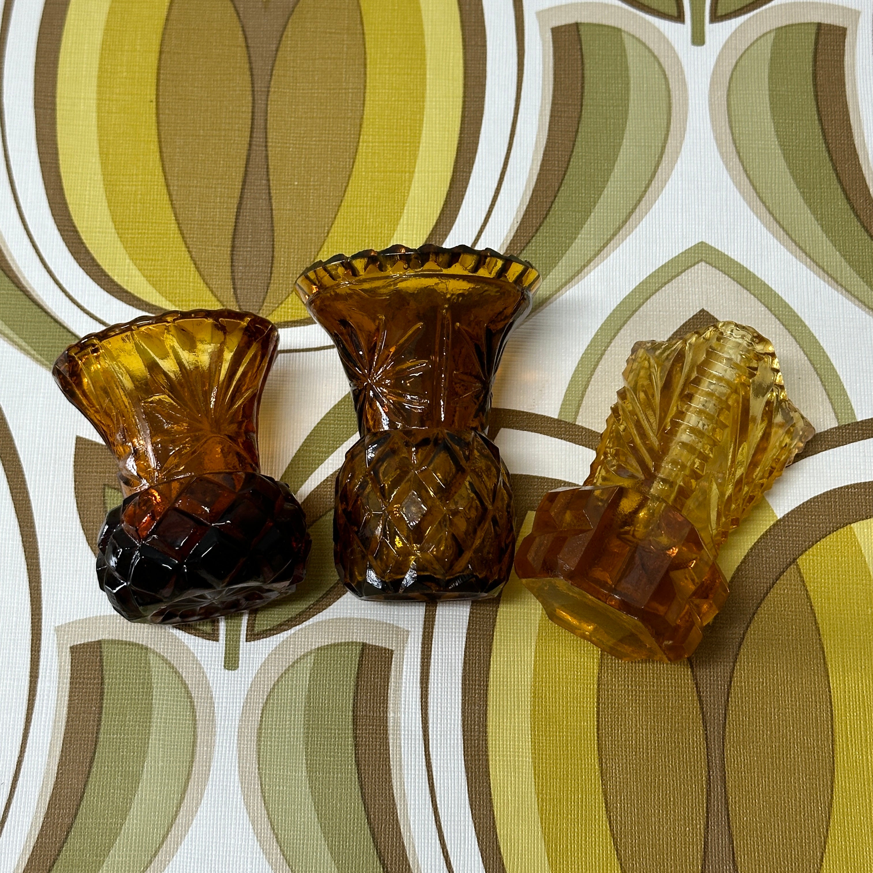 Three Vintage Miniature Amber Glass Vases – Pink Peacock