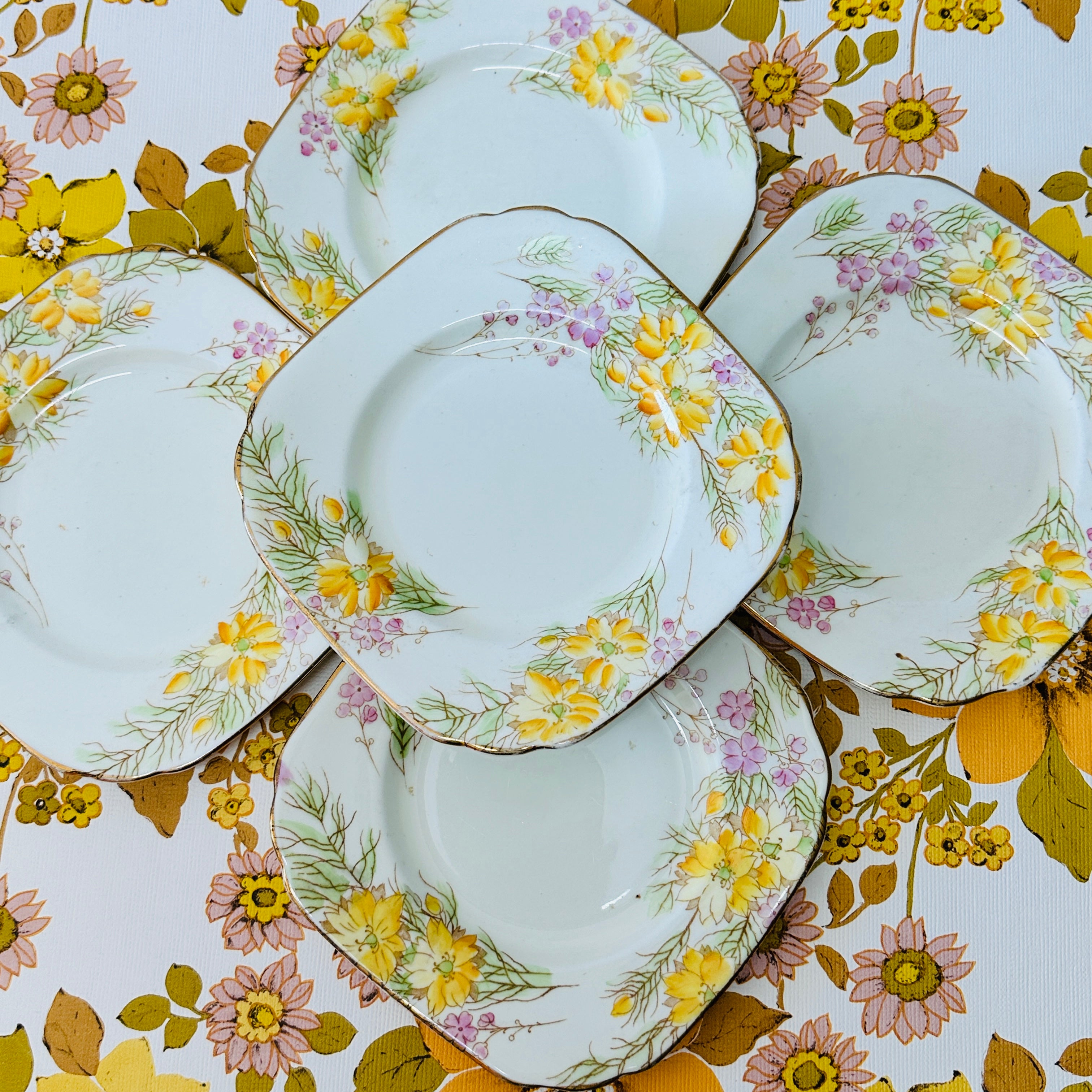 Pretty Set of Vintage Sandwich Plates – Pink Peacock