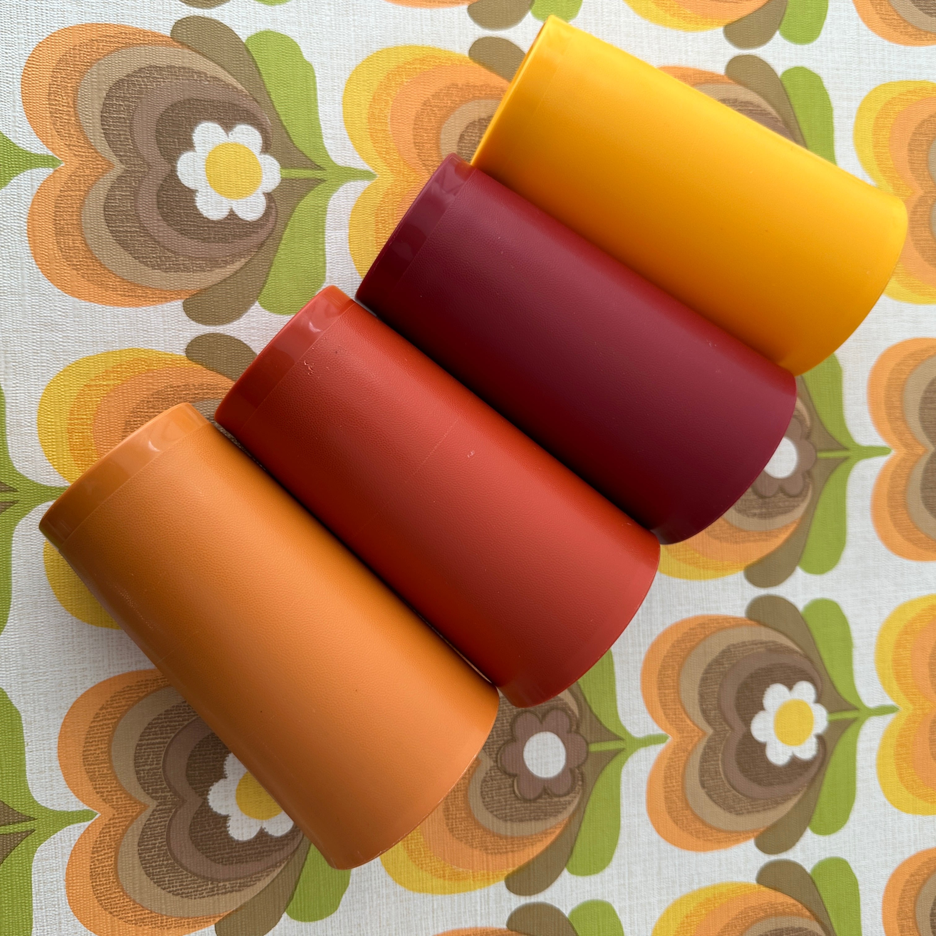 FOUR Tupperware CUPS Picnic – Pink Peacock