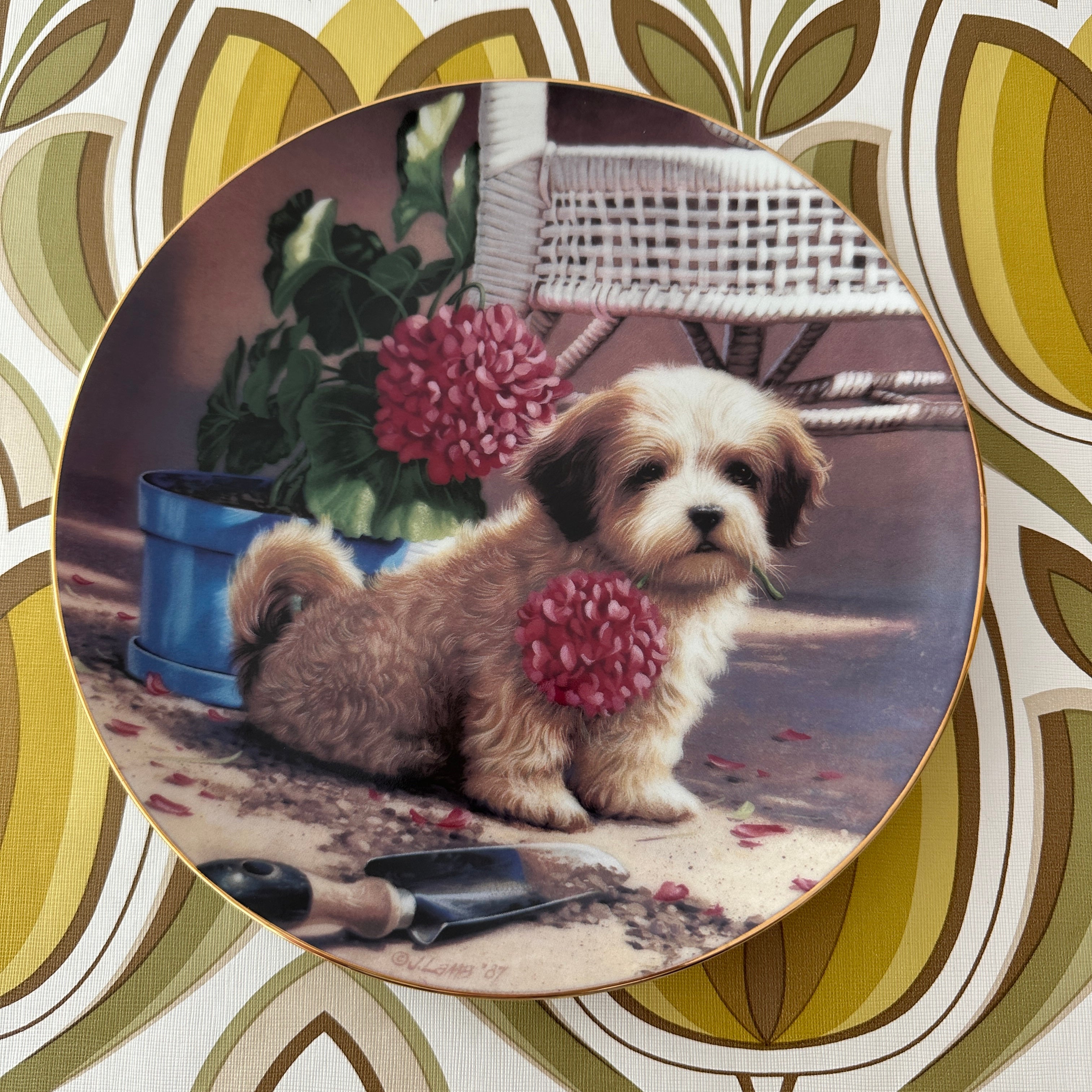 Collector Plate- Puppy Playtime "Weekend Gardener" 1987 – Pink Peacock