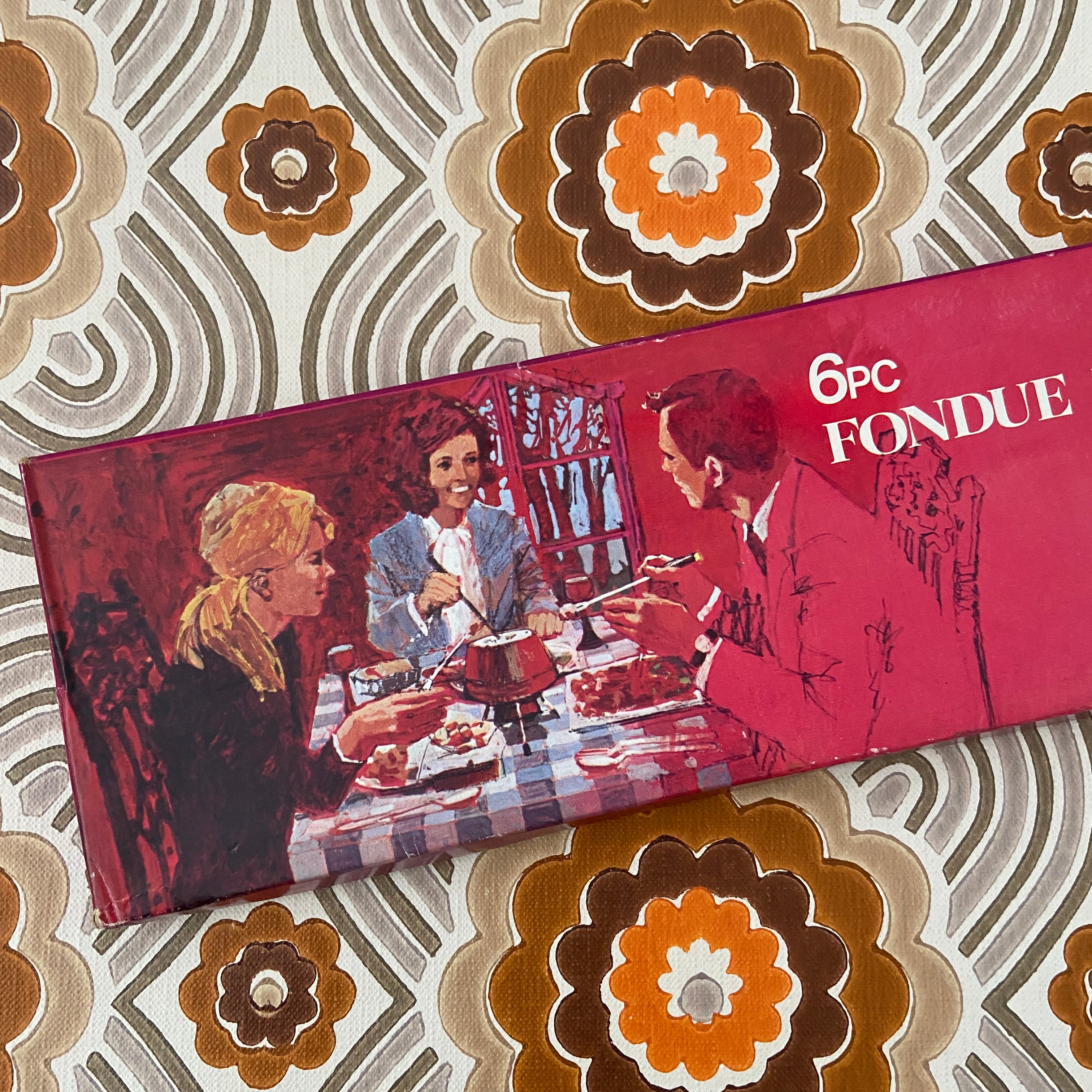 BOXED Vintage Retro Fondue Set – Pink Peacock